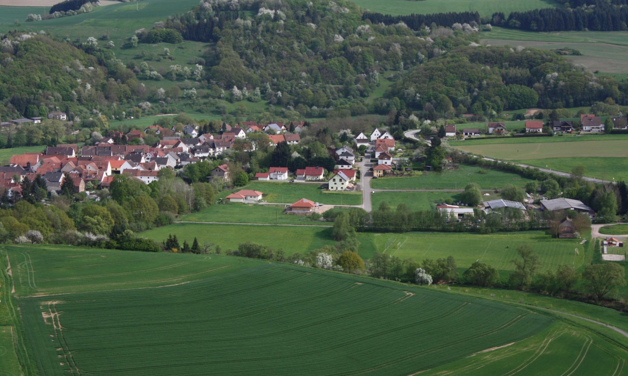 2 Police officers shot dead on patrol in western Germany : r/europe